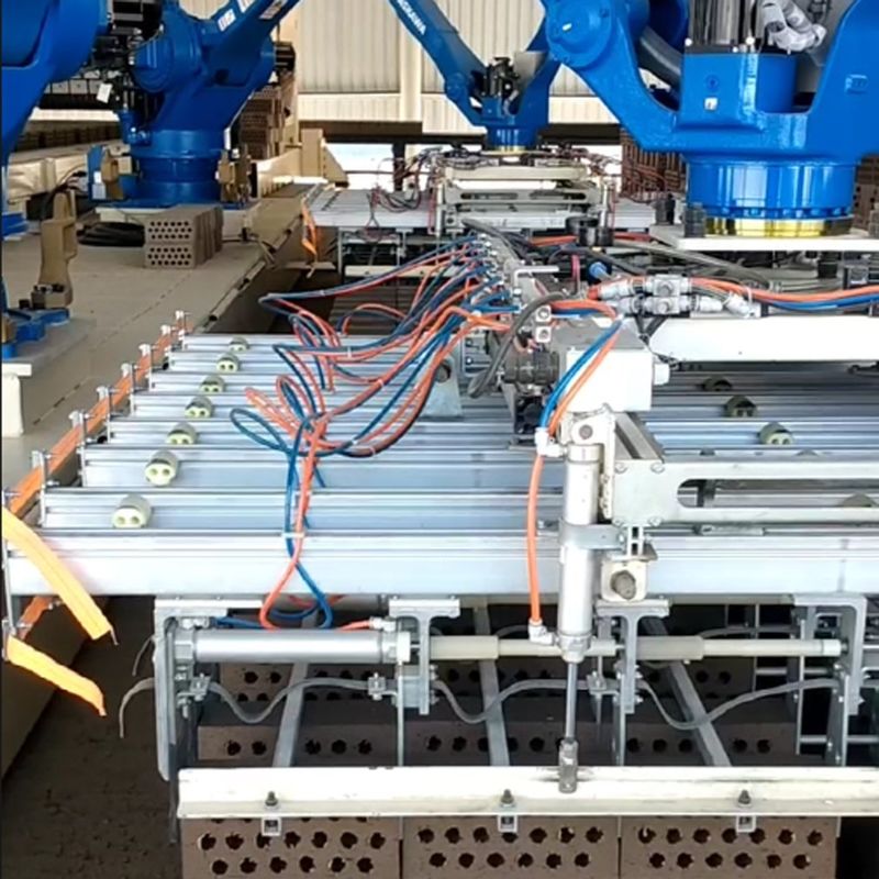 CE / ISO Robot Stacking Clay Brick Maker Machine กับระบบอัตโนมัติเต็ม